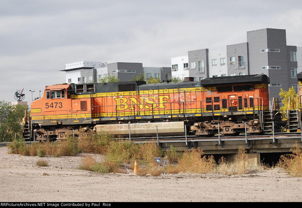BNSF 5473